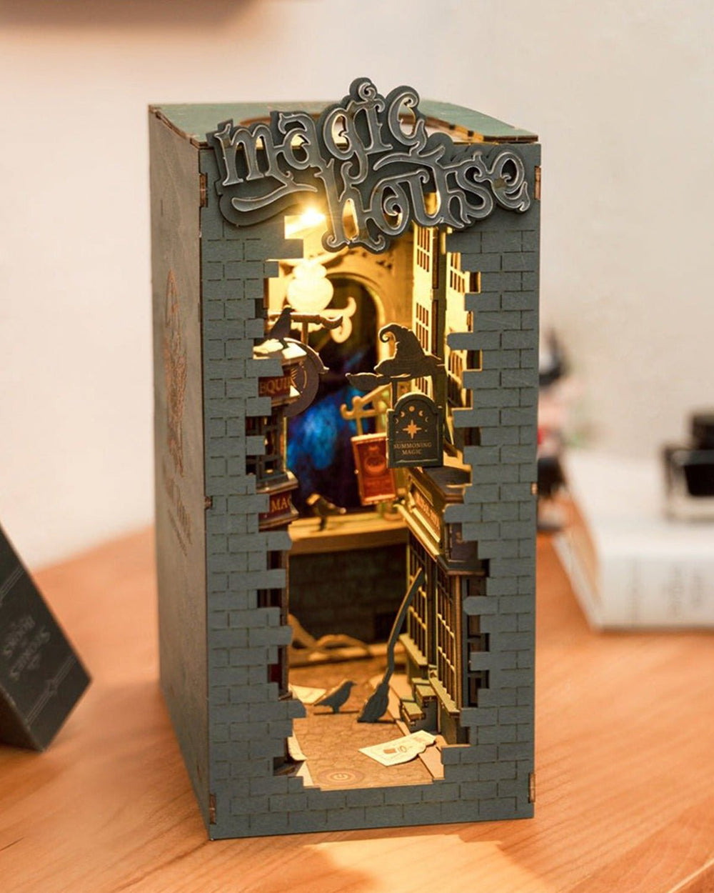 Book Nook Miniatures DIY Kit - Shelf Insert Magic | NOVI BOX